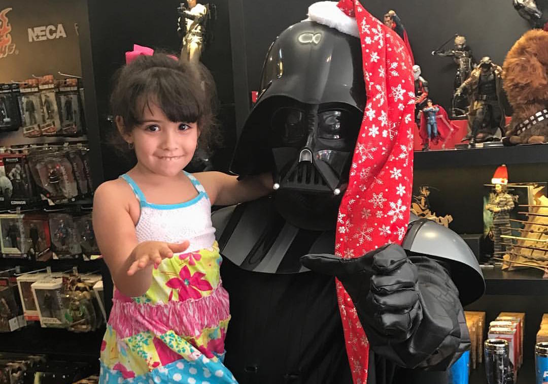 Venha para o lado natalino da força!!! Com direito a Papai Noel Vader ...