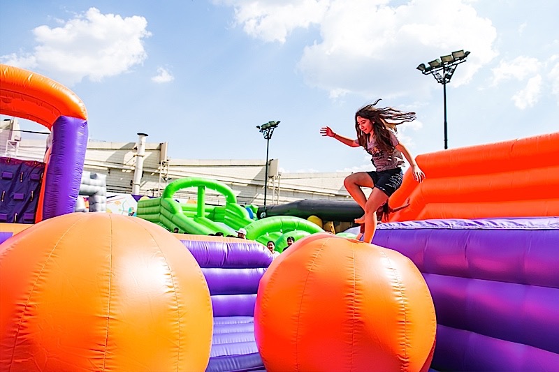 É para pular à vontade: Carnaval no Pophaus, o maior parque de ...