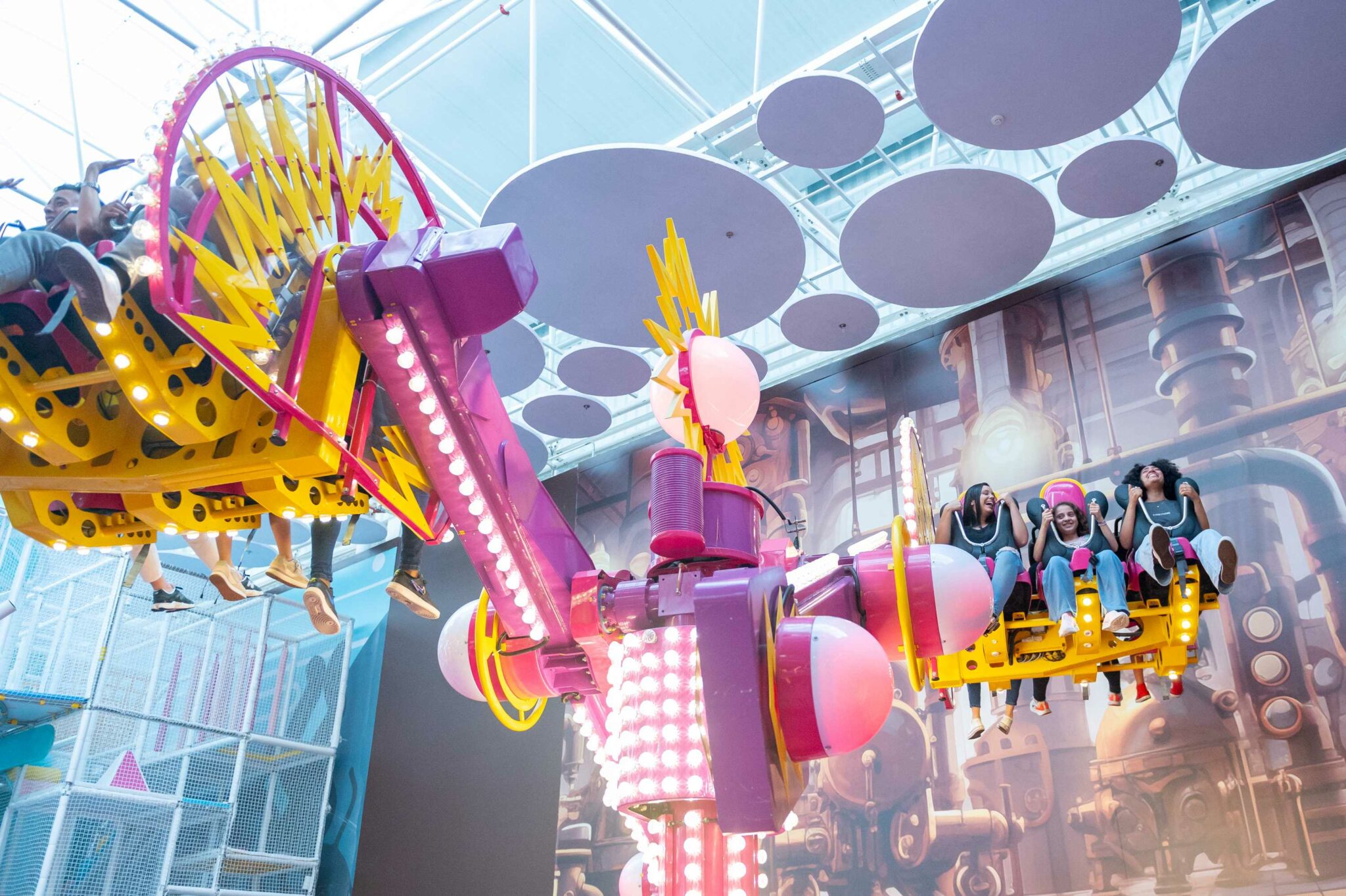 Playcenter Family: conheça as duas unidades repletas de brincadeiras e ...