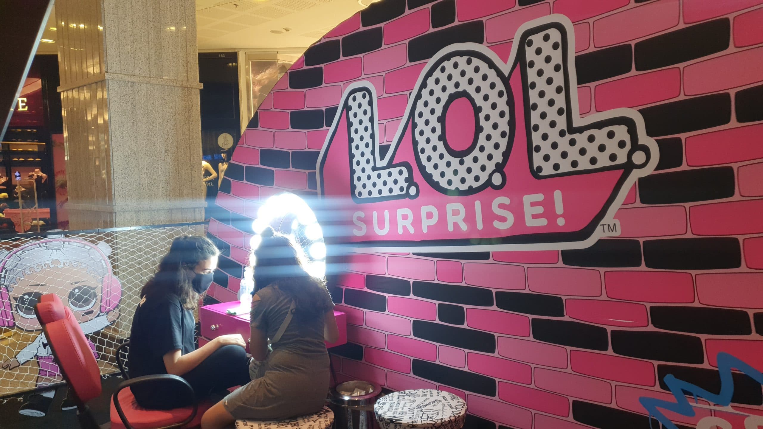 Experiencia virtual L.O.L Surprise! World tem personagens em tamanho ...