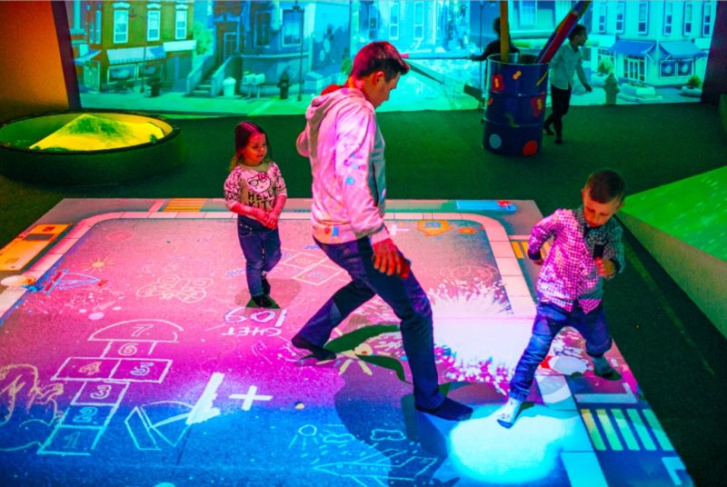 Hello Park vale a pena? Um parque de diversões diferente, interativo ...