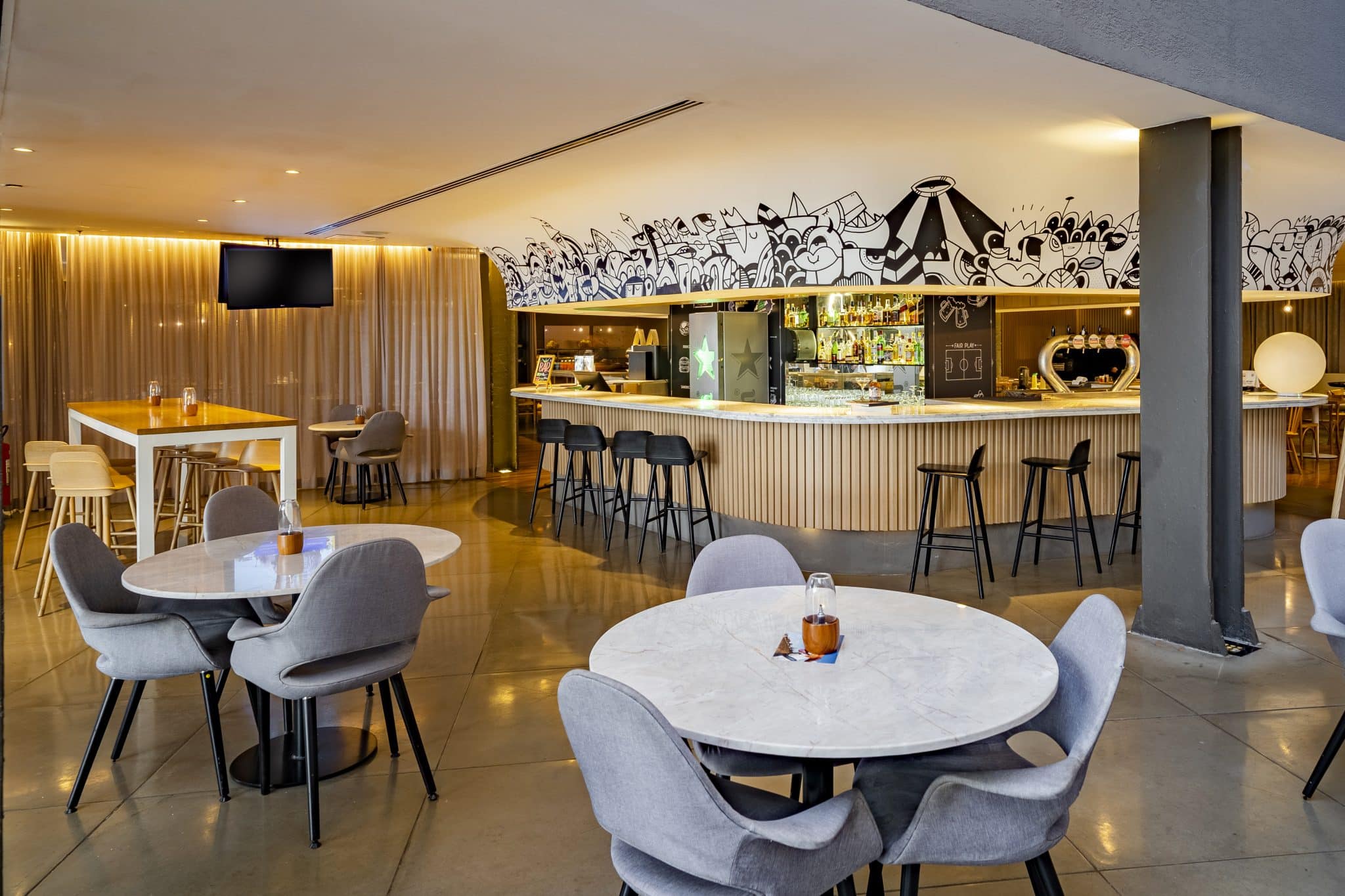 Abril no Pullman Guarulhos: tem Páscoa em família, almoço 5 estrelas ...