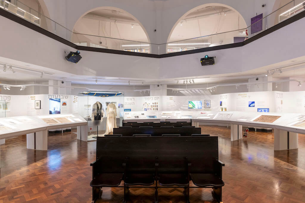 Museu Judaico tem peças do Holocausto e conta a história do povo judeu ...