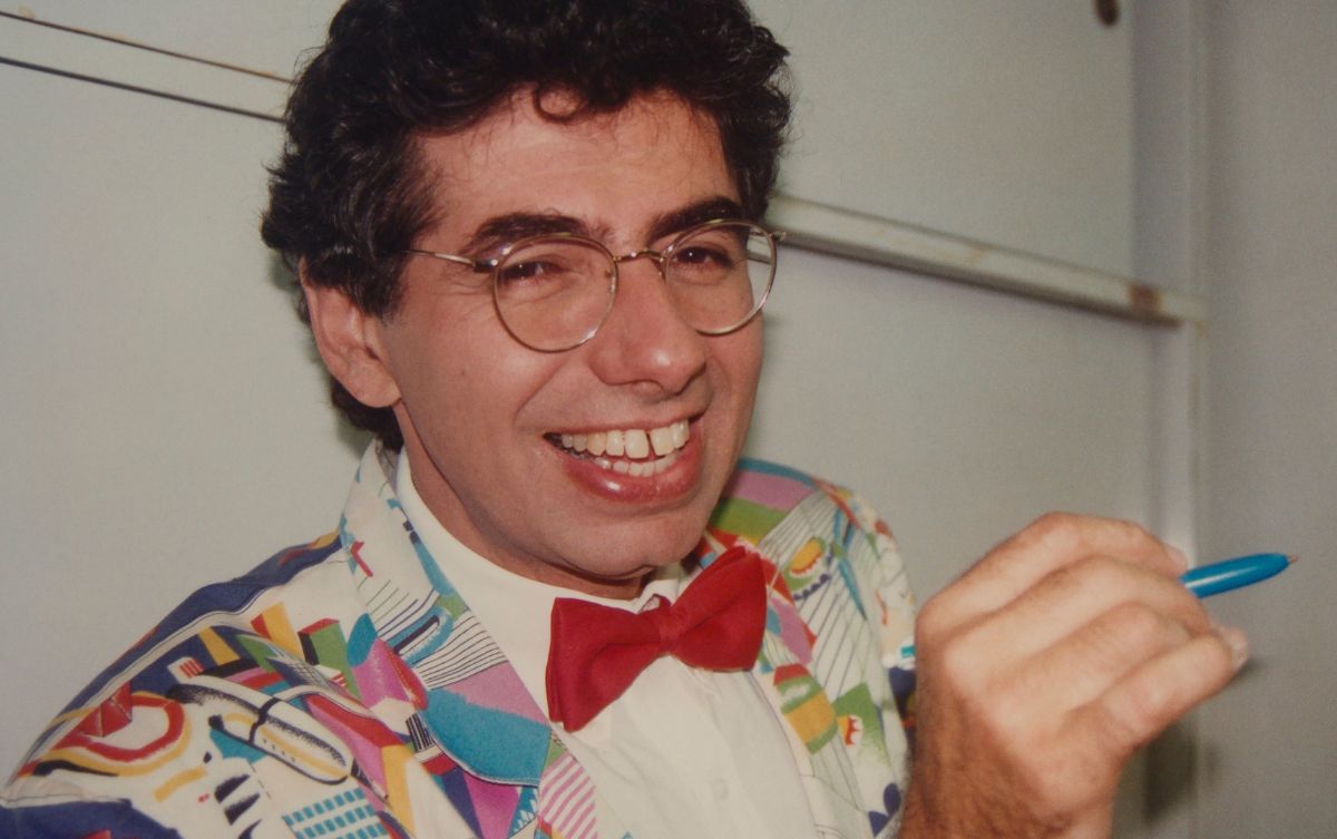 Daniel Azulay, criador da Turma do Lambe-Lambe, é homenageado no Museu ...