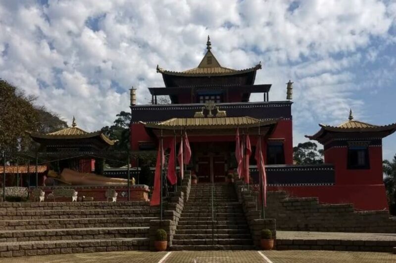 Templo Odsal Ling: conheça o refúgio budista escondido em Cotia (SP)